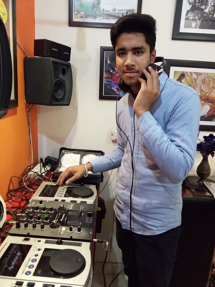 DJ Rinks